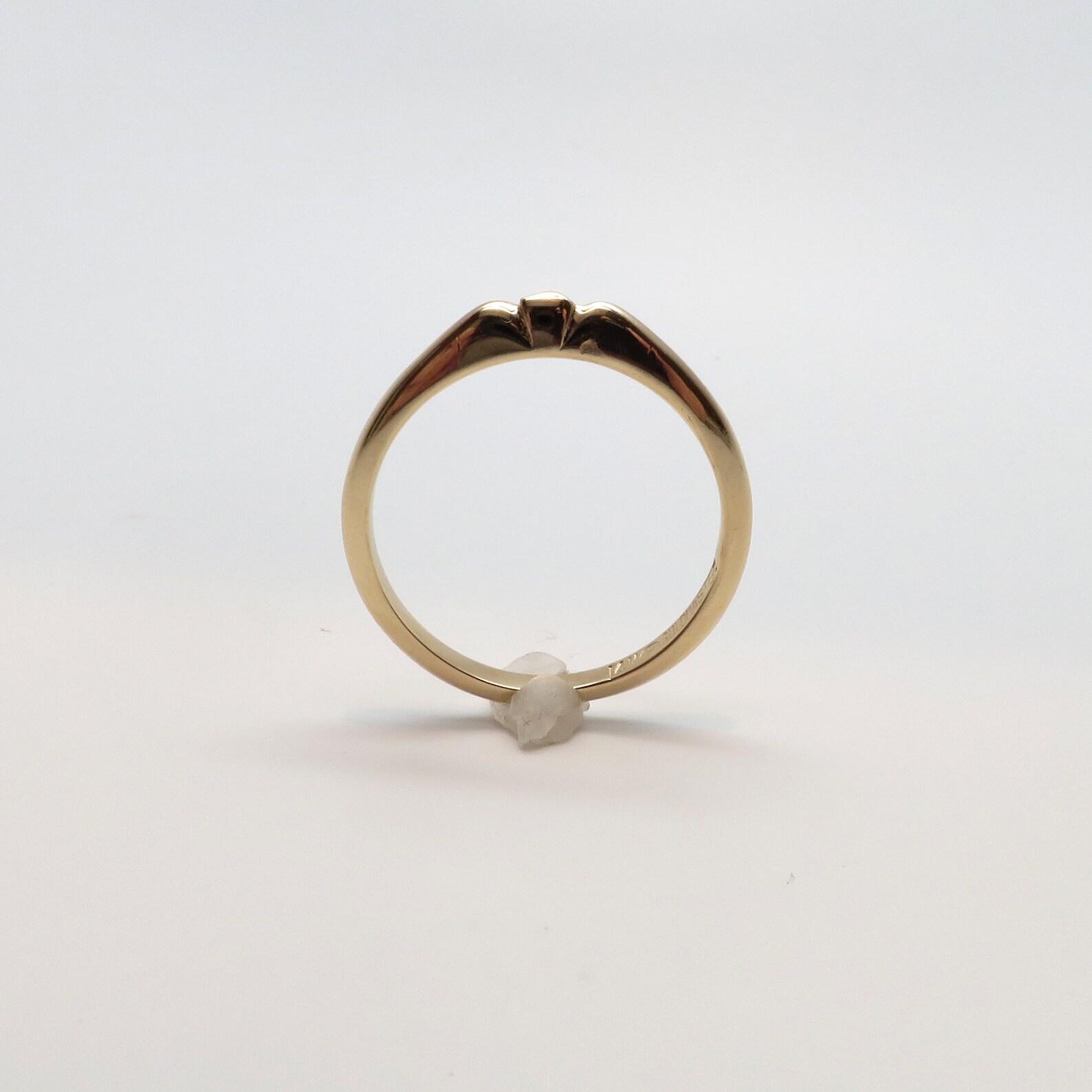 Pretty New 14K Yellow Gold Subtle Design Plain Gold Signature Ring ...