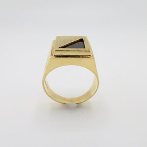 Stunning Heavy 18K Yellow Gold Rectangular Black Onyx Ring/ Triangle ...
