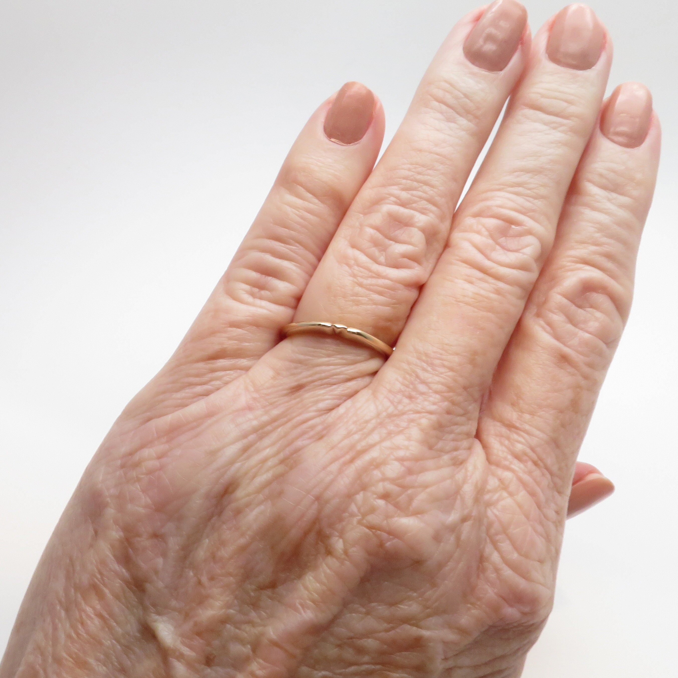 Pretty New 14K Yellow Gold Subtle Design Plain Gold Signature Ring ...