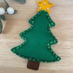 Christmas Tree Felt Ornament Pattern, Easy Christmas Felt DIY Ornament ...