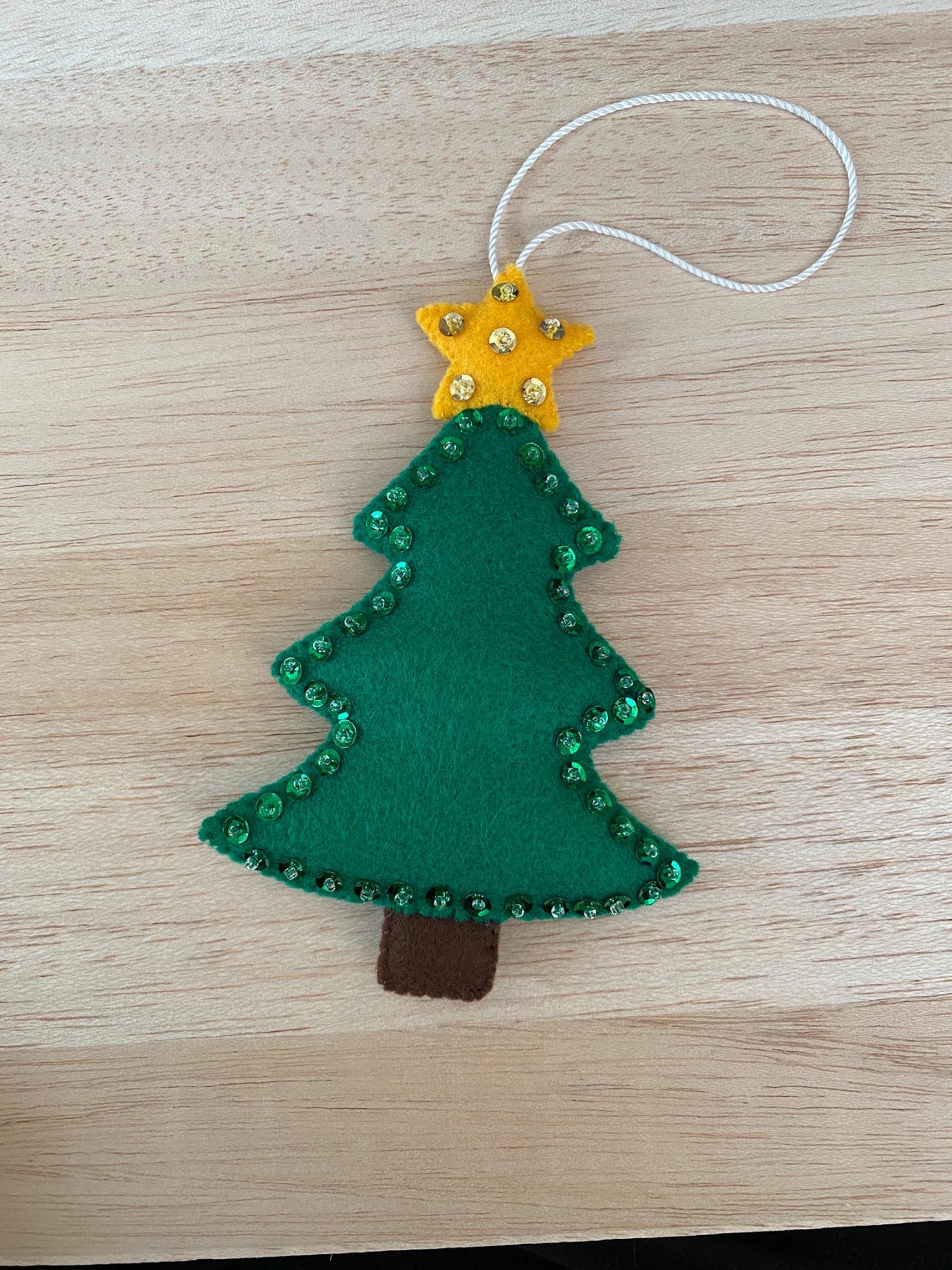 Christmas Tree Felt Ornament Pattern, Easy Christmas Felt DIY Ornament ...