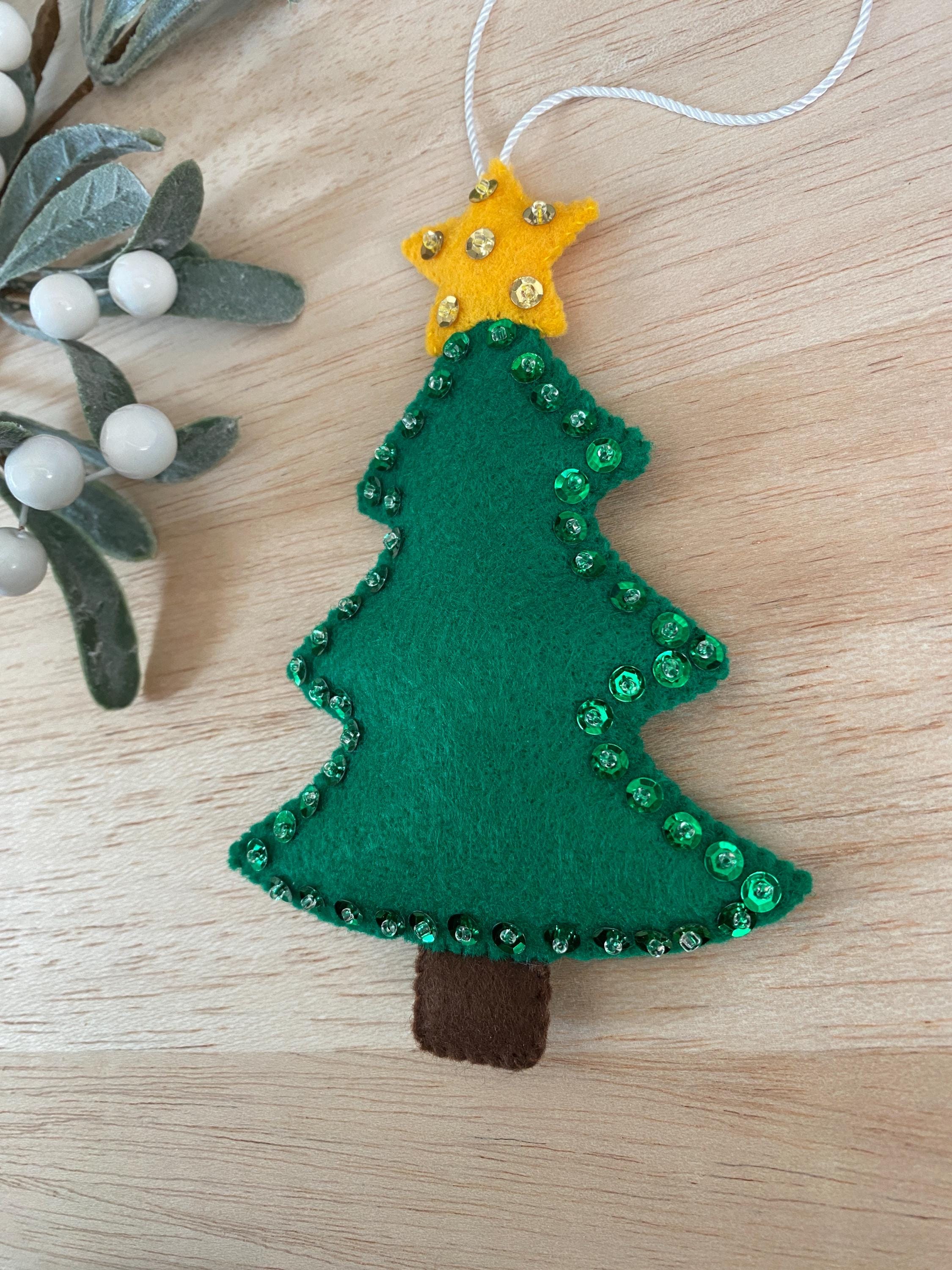 Christmas Tree Felt Ornament Pattern, Easy Christmas Felt DIY Ornament ...
