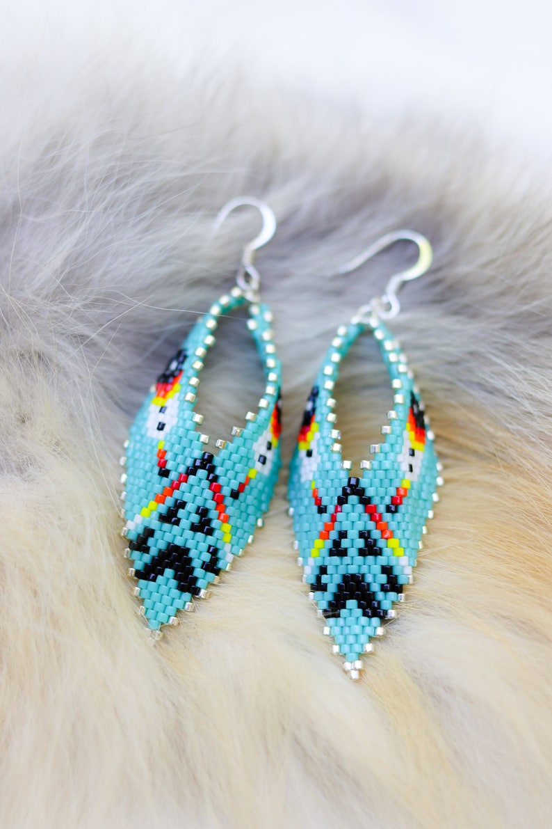Native American Beaded Earrings Bear Paw And Feather Etsy