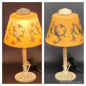 Reverse Painted Lamp Cast Iron Parrot Tropical Glass Shade Vintage ...
