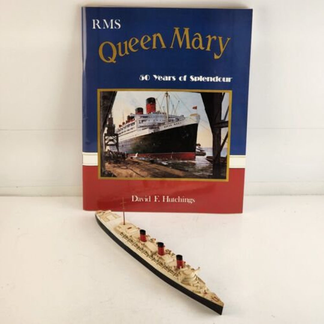 M703 RMS Queen Mary Diecast Ship Minic Tri-ang 10 Model 50 Year Book ...