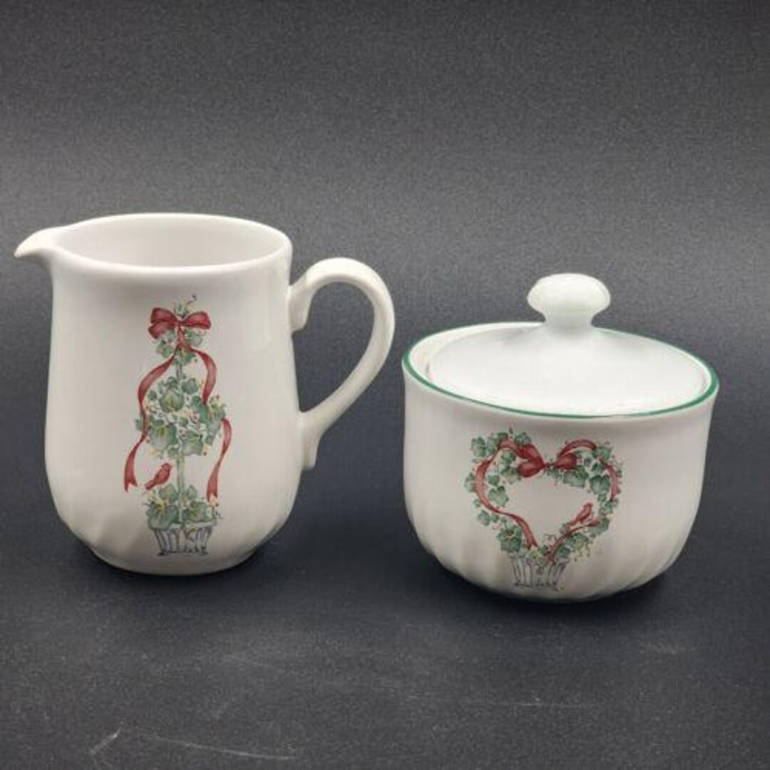 Corelle Corning Christmas Callaway Holiday Stoneware Sugar & Creamer ...