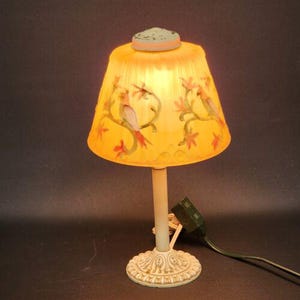 Reverse Painted Lamp Cast Iron Parrot Tropical Glass Shade Vintage ...
