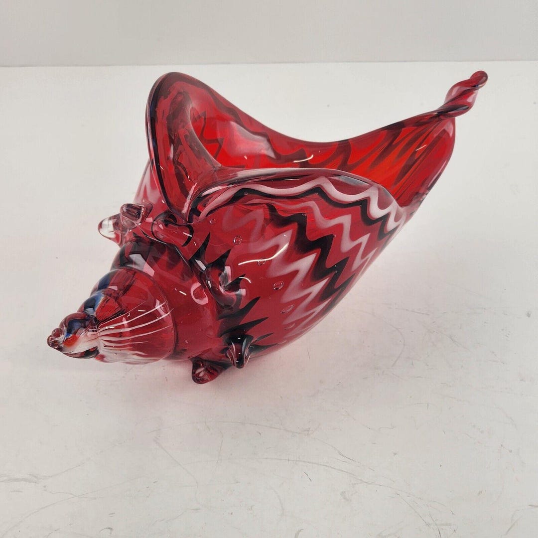 Red Blown Art Glass Conch Shell Twisted Swirl Handmade Vinci Style ...