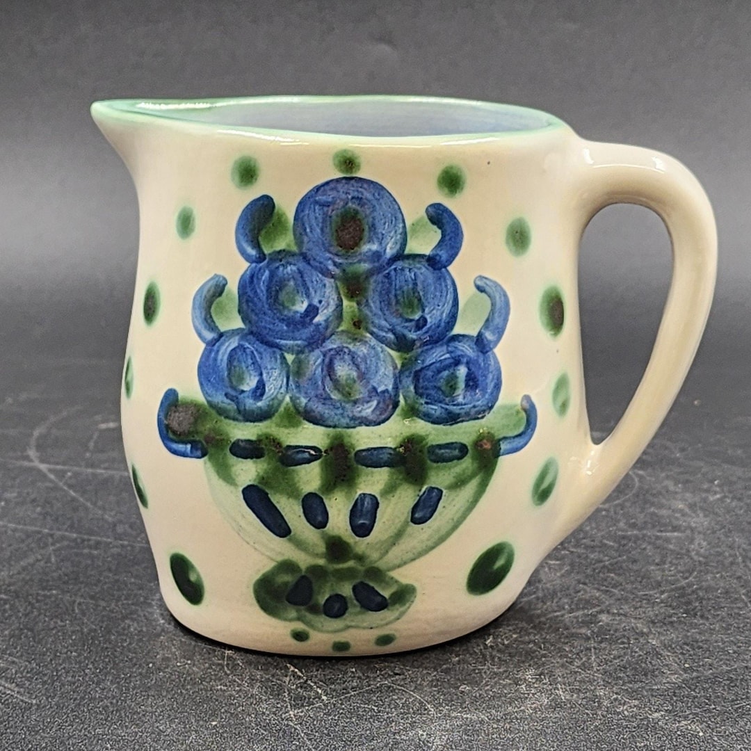 Hadley Pottery Small Pitcher 24 Oz 5" Blueberry Bouquet Hand Painted ...