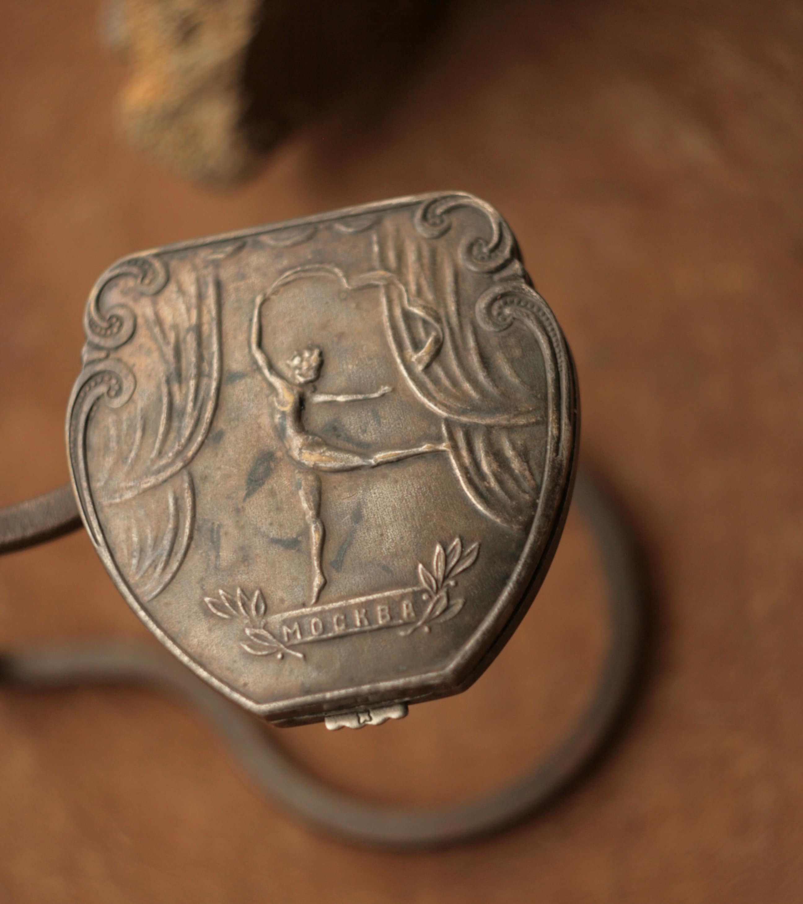 Art & Collectibles Memorabilia Vintage USSR Ladies Powder Box Shell ...