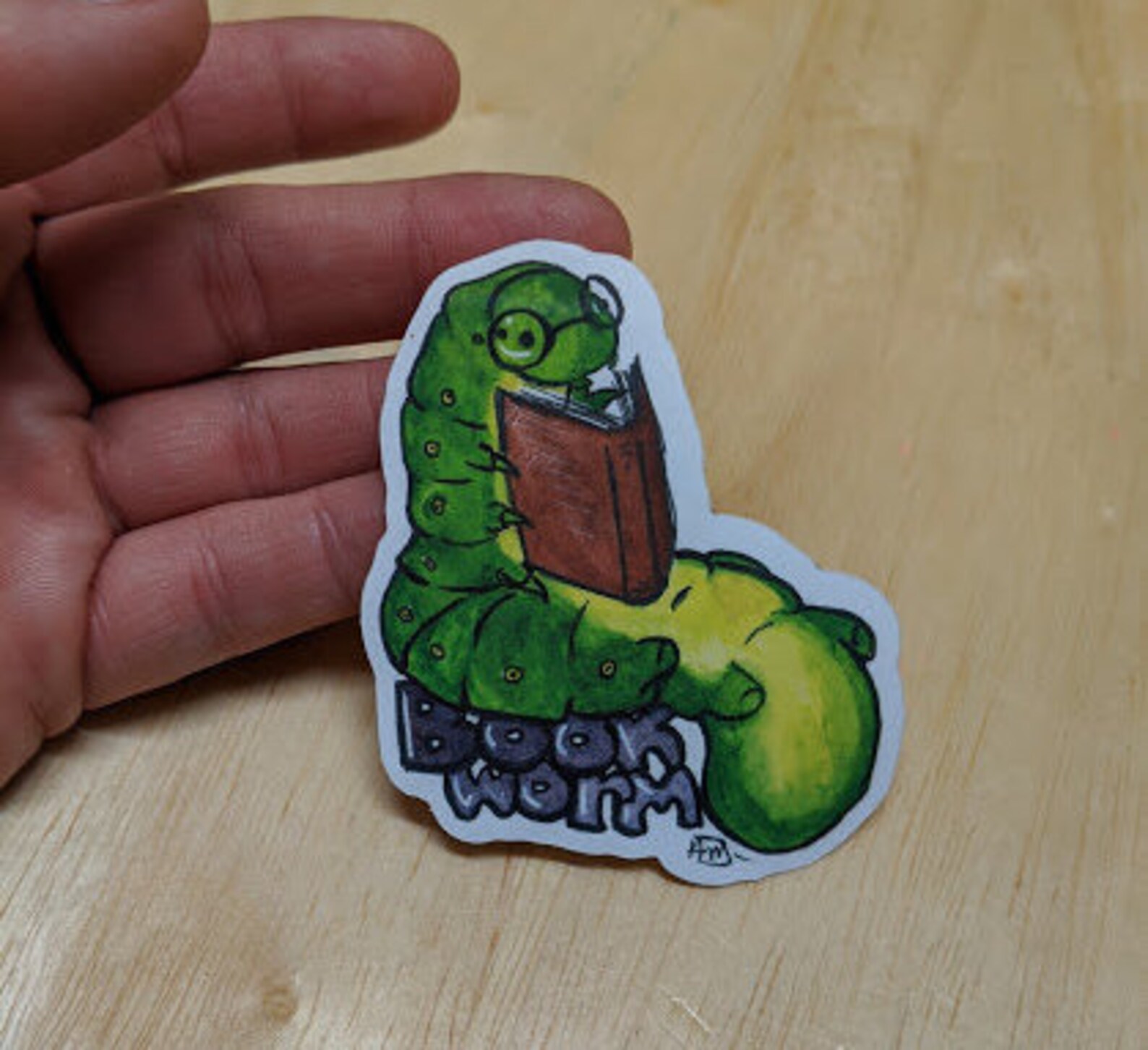 Bookworm vinyl sticker | Etsy