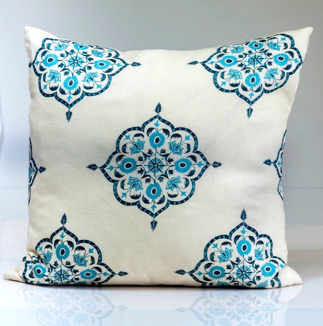 Blue Geometric Pillow Cover,designer's Decorative Pillow Cover ...