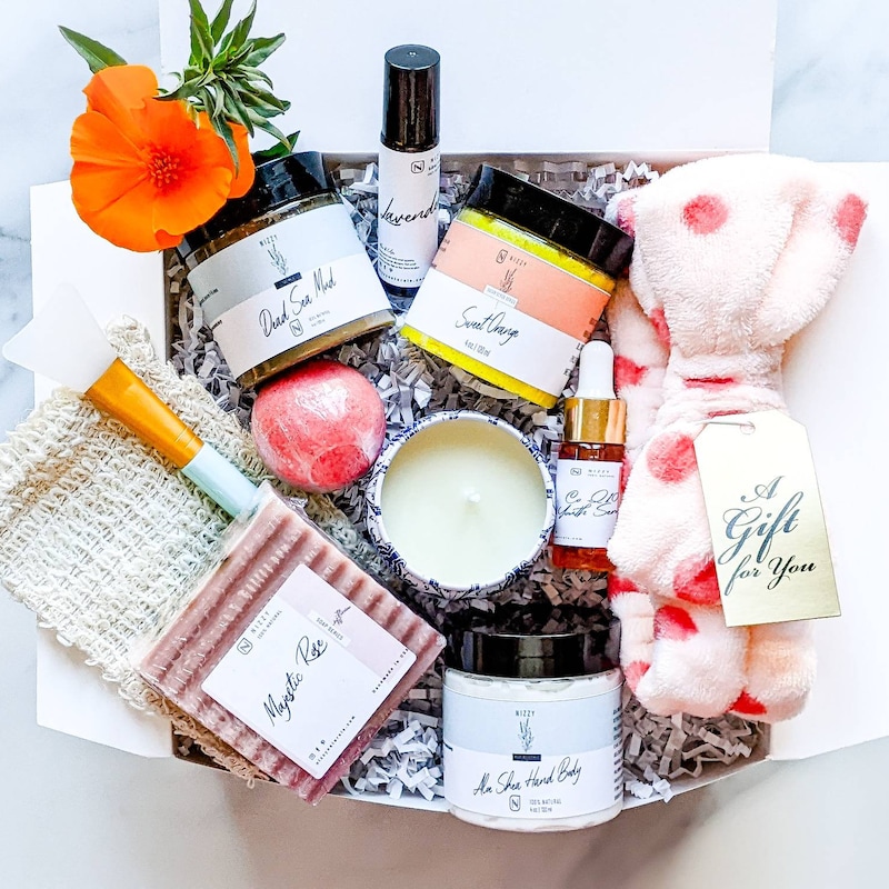 New Job Gift - 60+ Gift Ideas for 2024