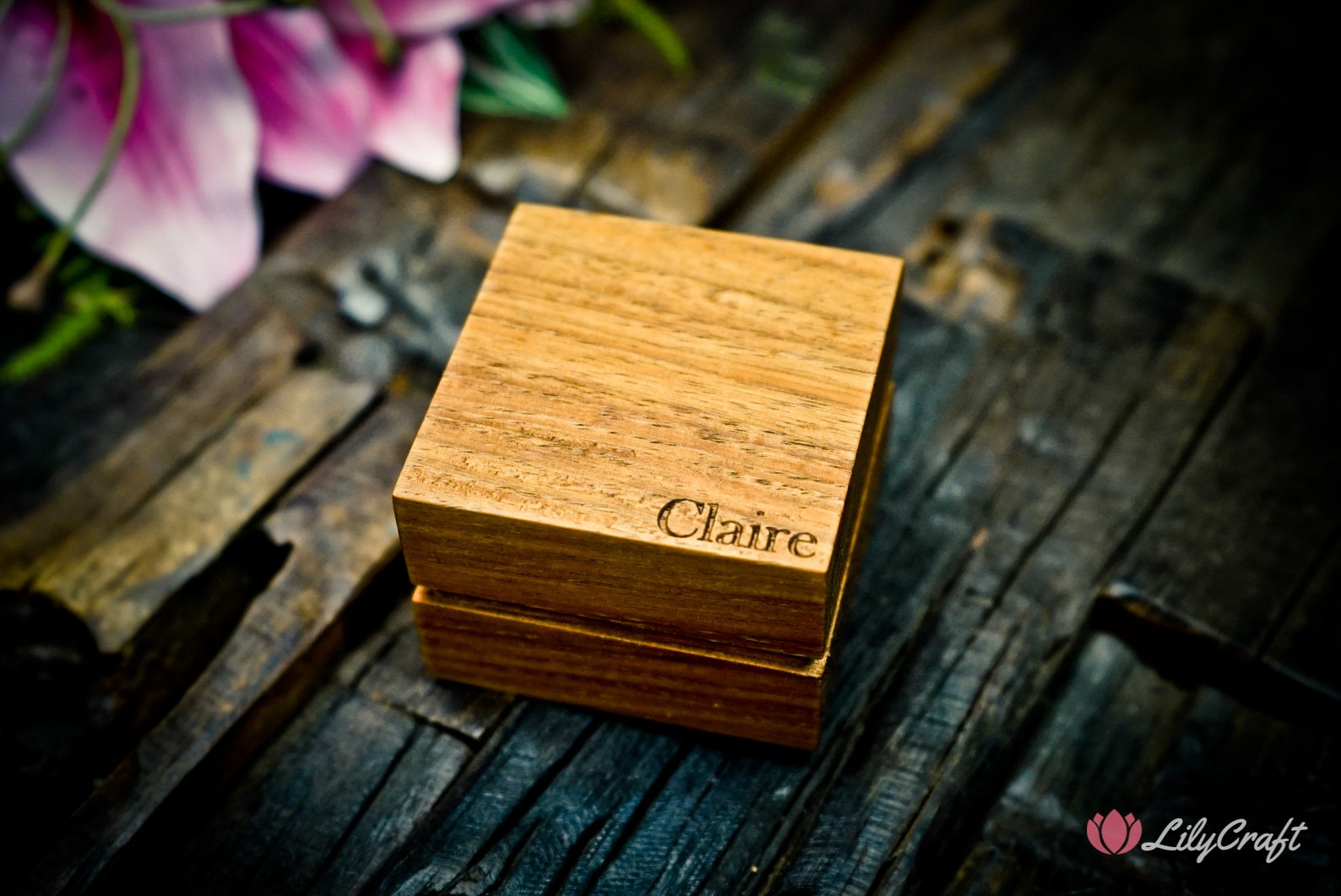 Personalized LED Illuminated Ring Box With Custom Engraving - Etsy