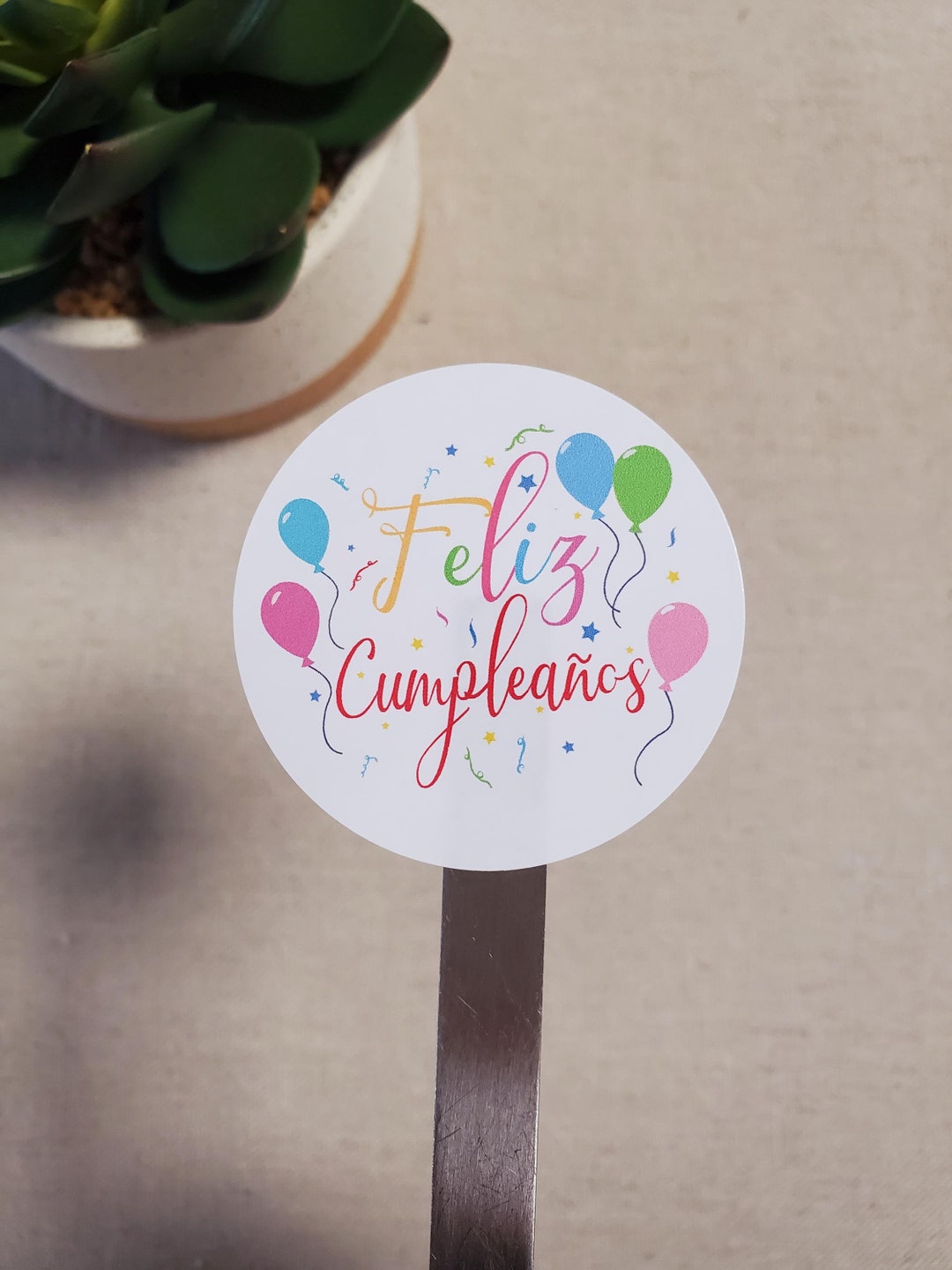 Feliz Cumpleaños Round Stickers, Gift Card Envelope Seals, Gift Wrap ...