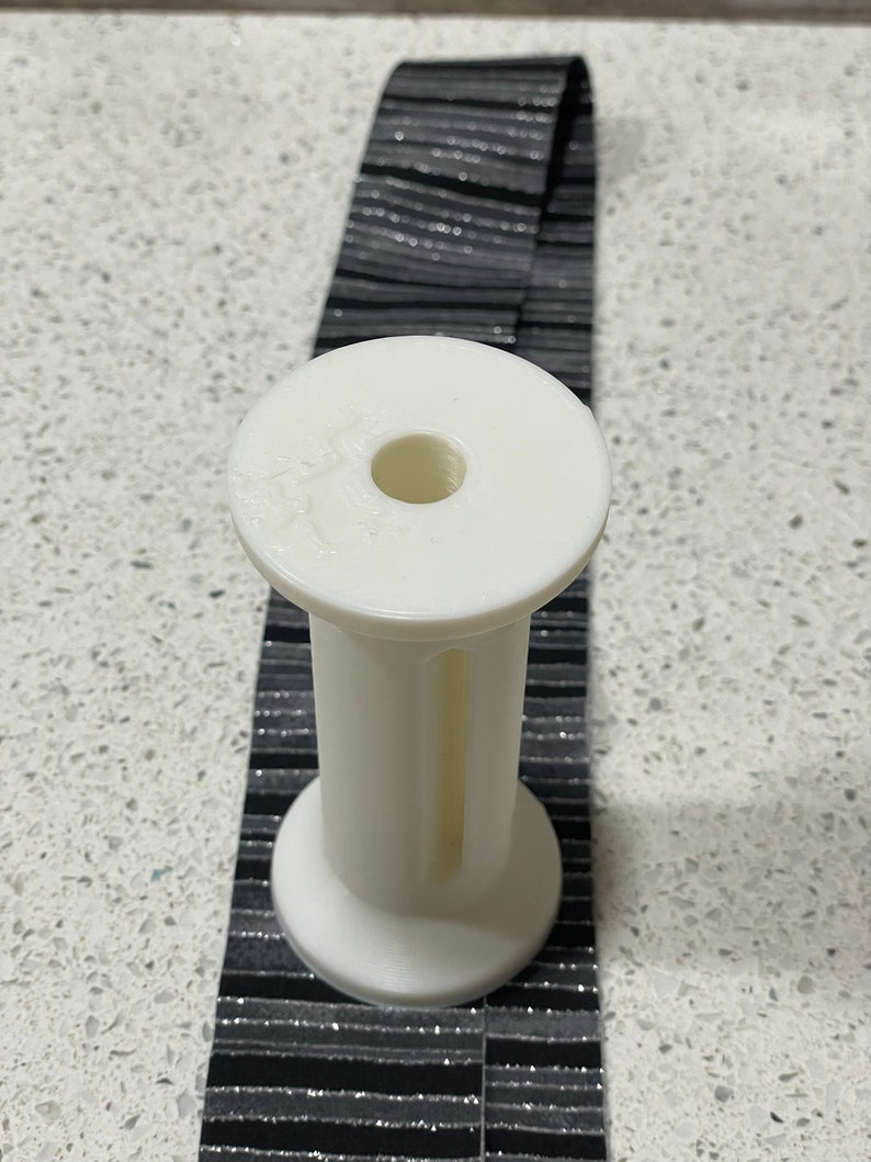 Quilting Notions: Binding Spool - Multiple Colors - Sewing Bobbin for ...