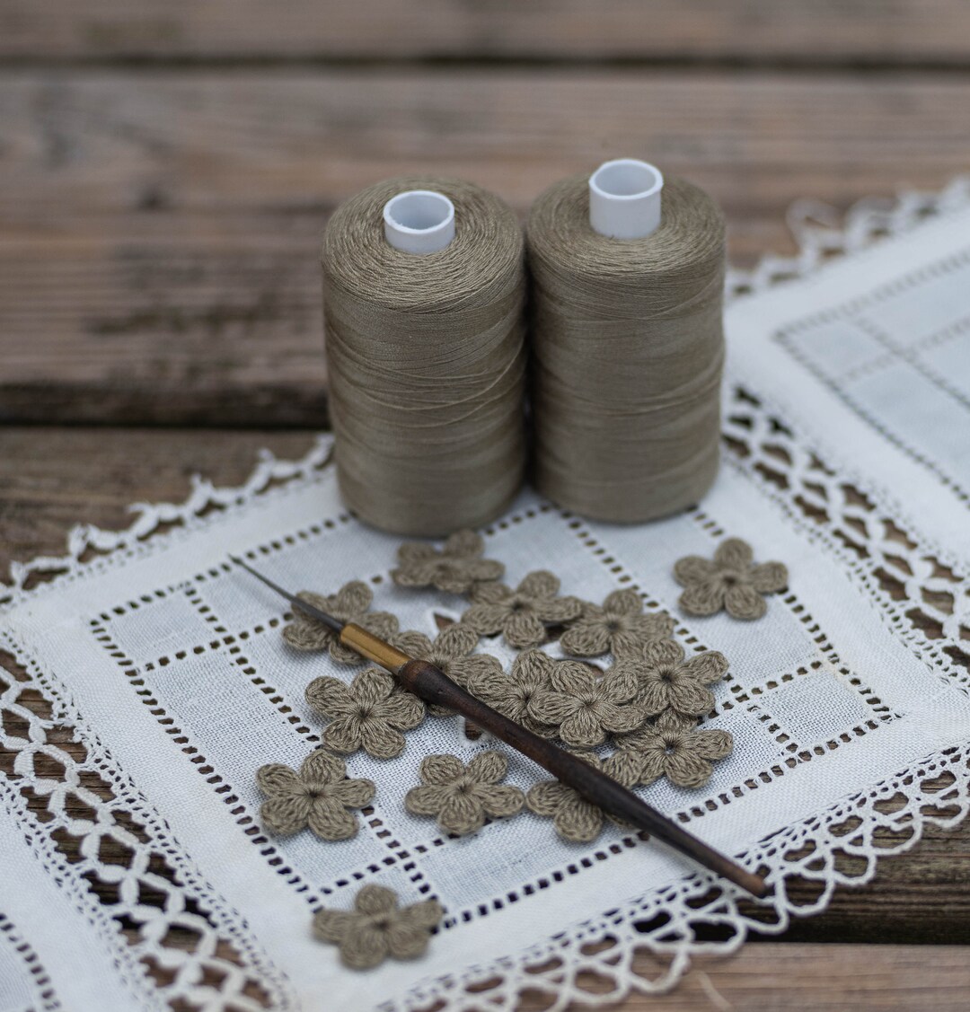 Tiny Crochet Flower Small Flowers Clothes Mini Decor Dollhouse ...