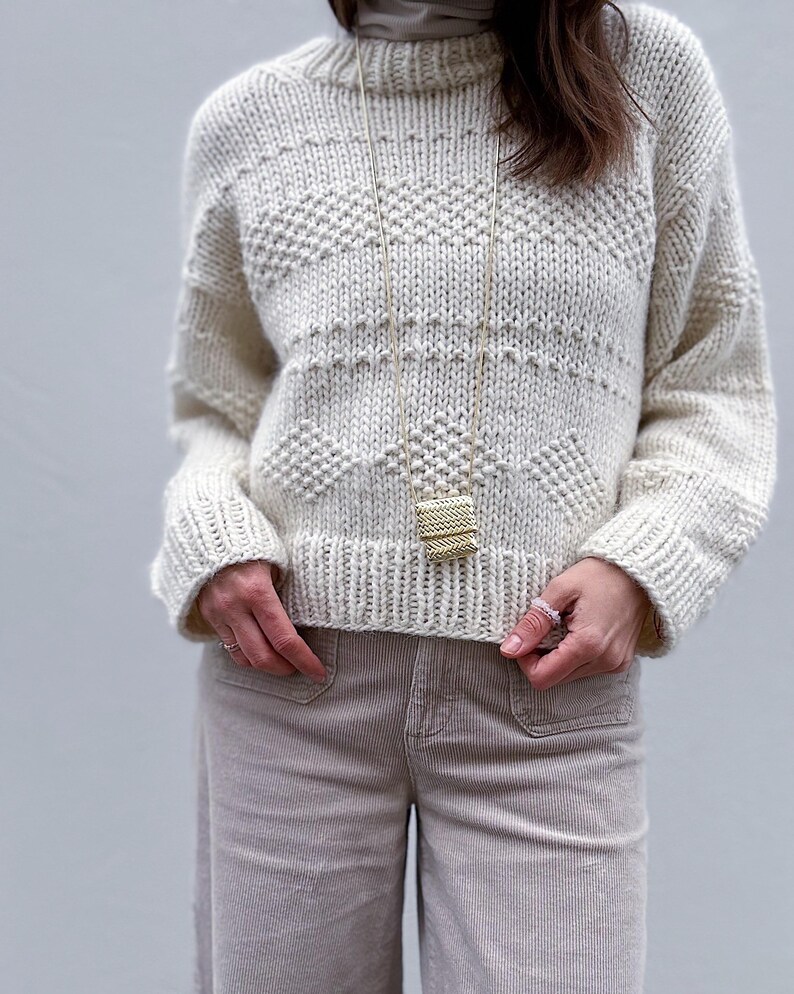 Mayble Sweater Knitting Pattern, Chunky Cropped Oversized Pullover With ...