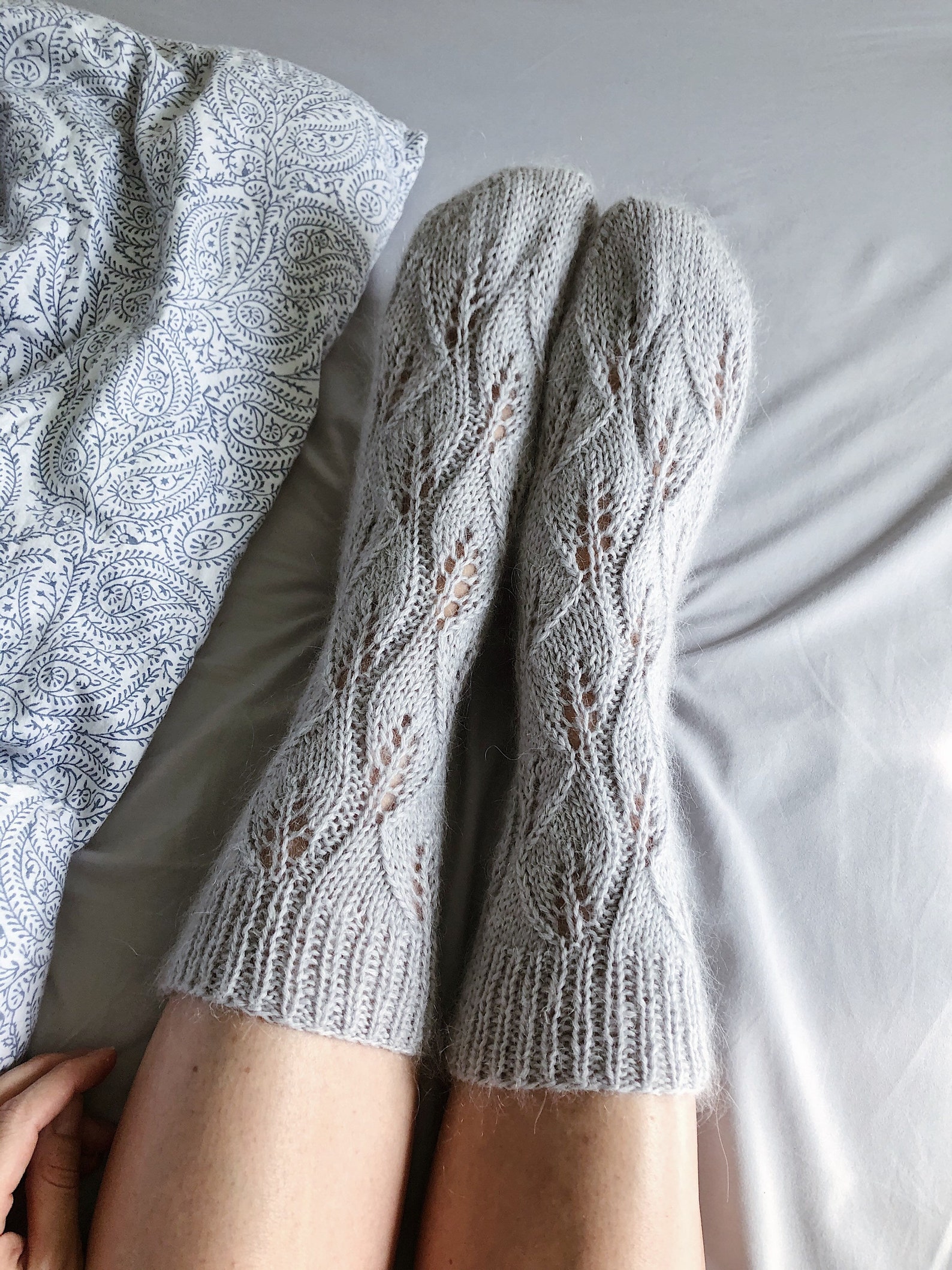 Lace Socks Pattern PDF Knitting Pattern Knitted Socks Pattern - Etsy