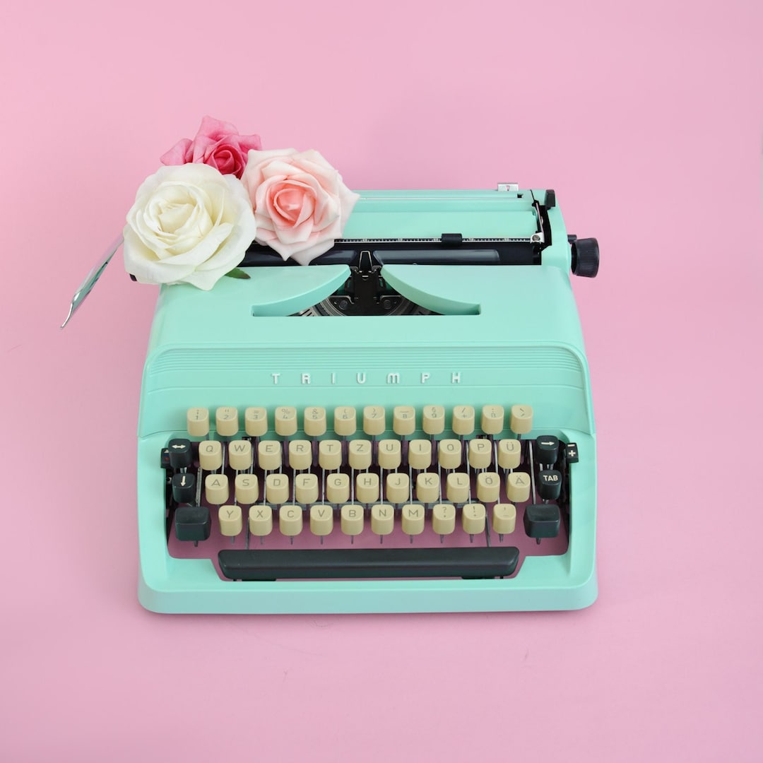 Working Typewriter Triumph, Mint Green Typewriter, Vintage Typewriter ...