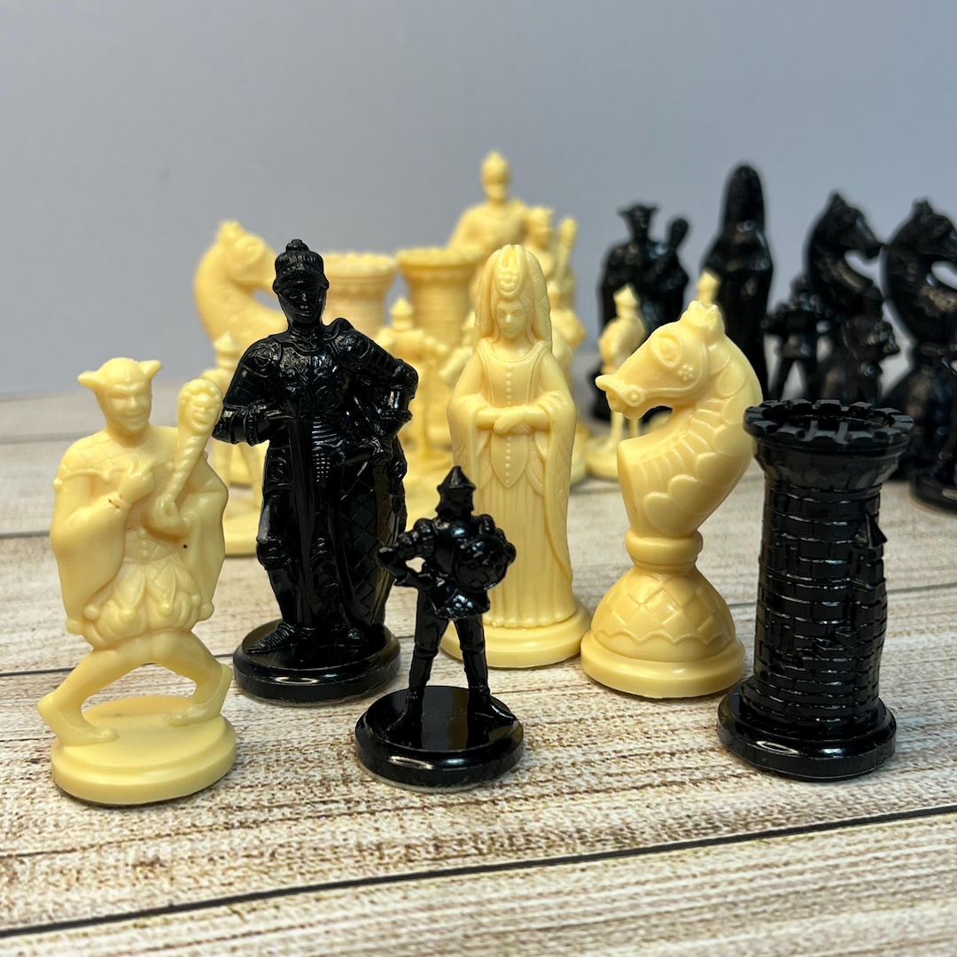 Vintage Mid Century Chess Set, Medieval Chessmen, Chess Pieces, Moulded ...
