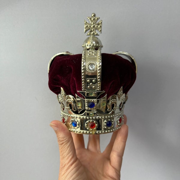 Small Crowns - Etsy