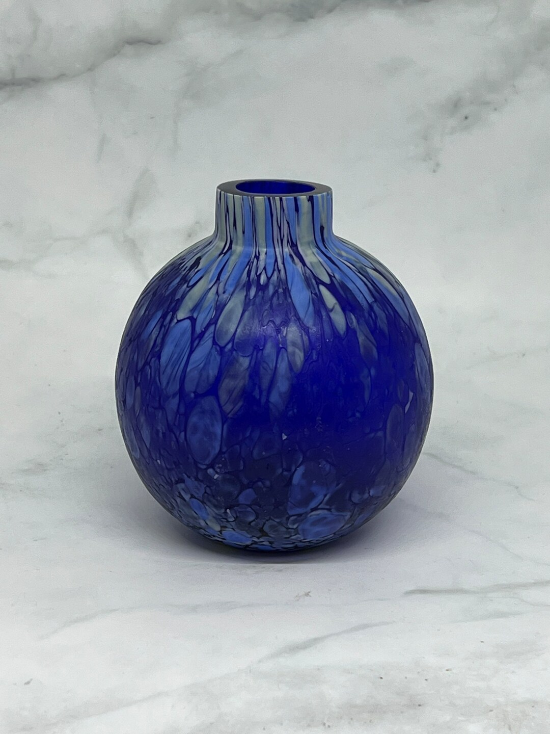 Vintage Art Glass Spherical Globular Vase, Cased Blue Trails - Etsy 日本