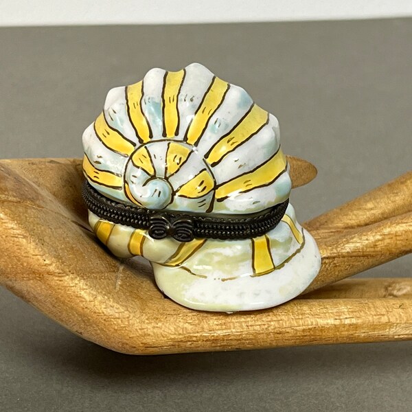 Shell Pill Box - Etsy