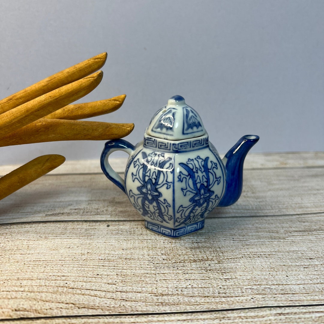 Vintage Chinese Miniature Teapot, Blue & White Porcelain, Hexagonal - Etsy
