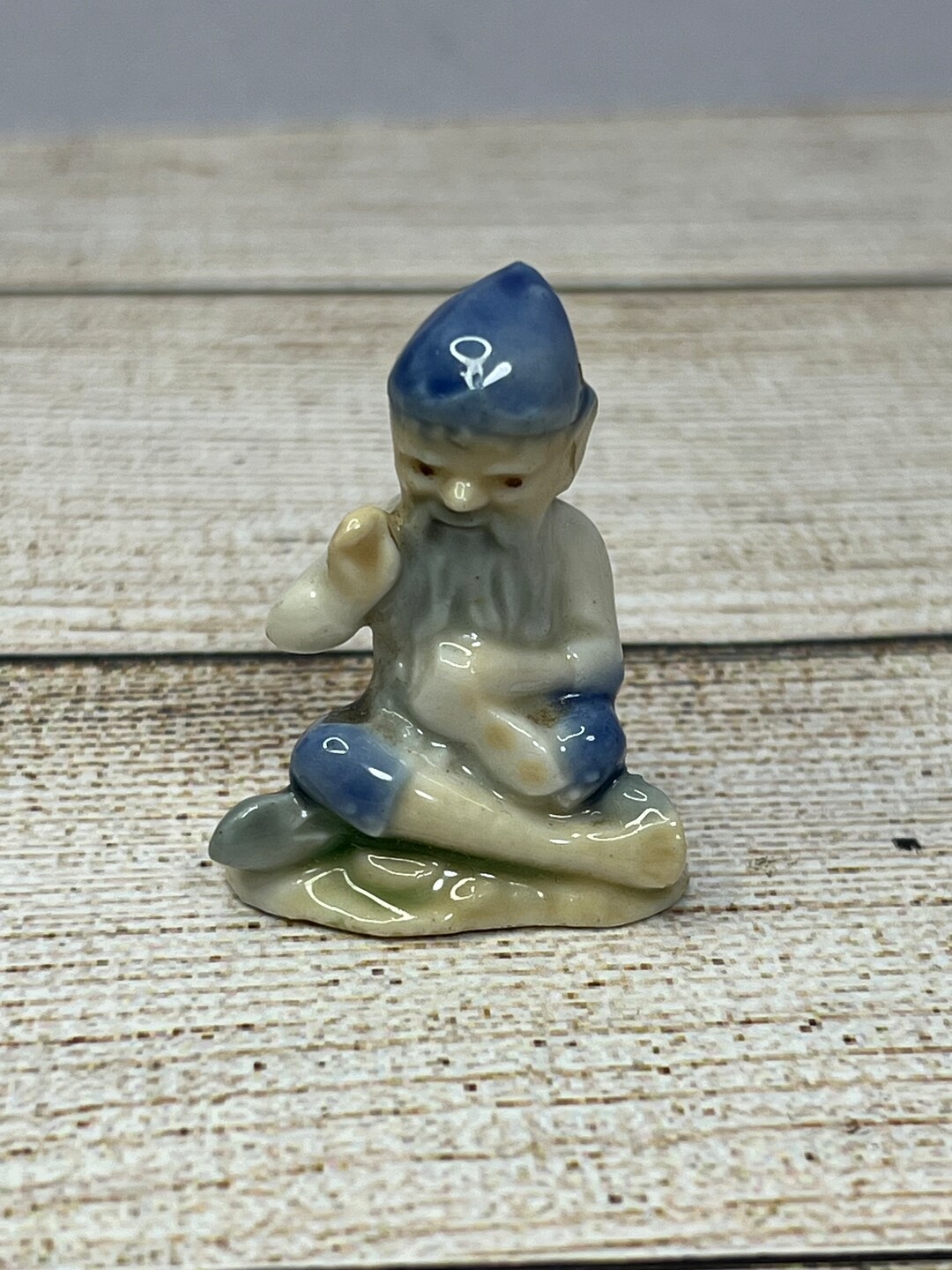 Wade Whimsie Pixie, Little Shoemaker Figurine - Etsy