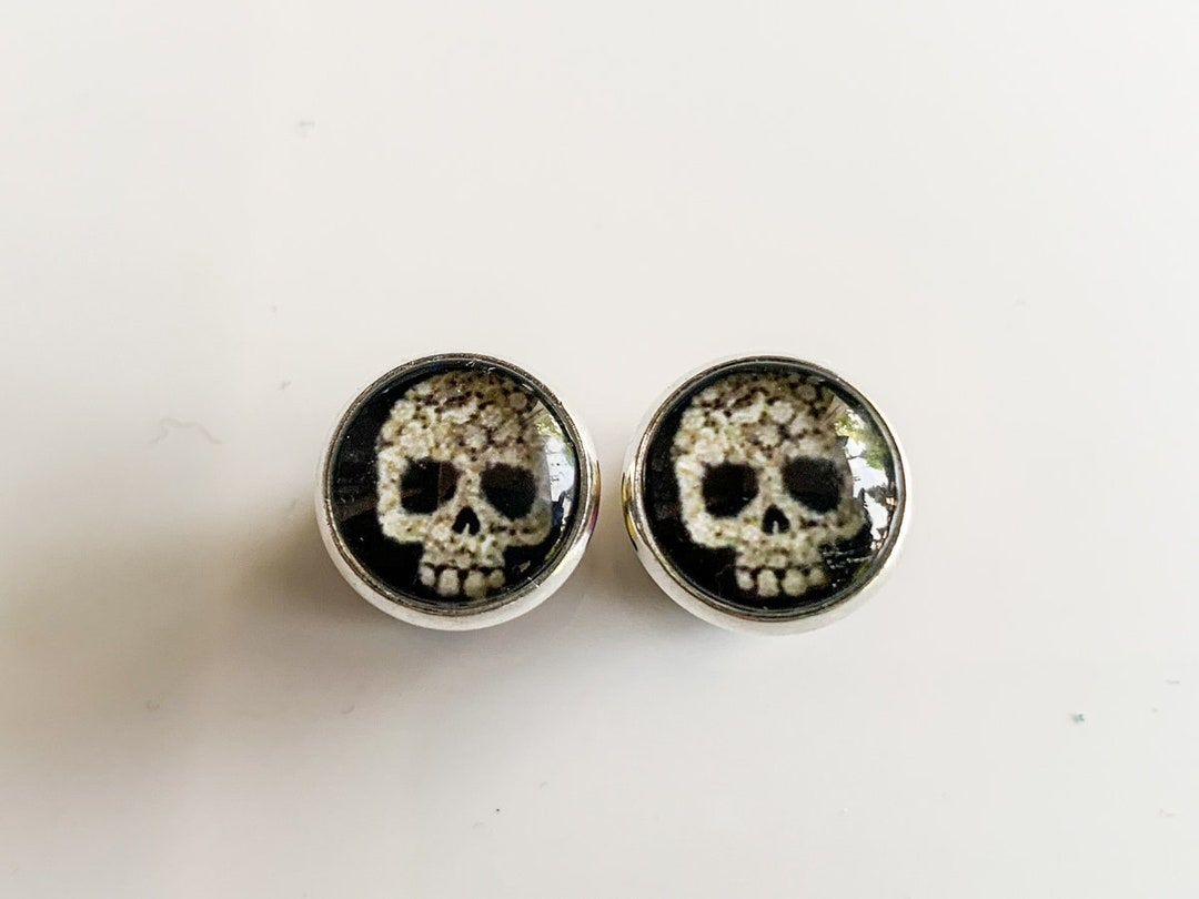 Cool Skull Plugs Plugs, 8g 3mm, 6g 4mm, 4g 5mm, 2g 6mm, 0g 8mm 00g 10mm ...