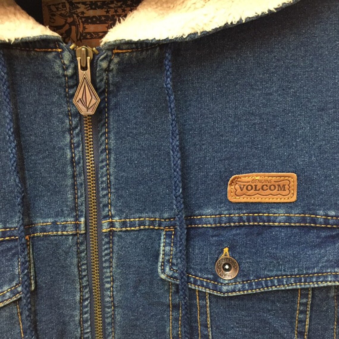 Rare Vintage Volcom Sweater / Volcom Jeans Cotton / Hoodies Volcom ...