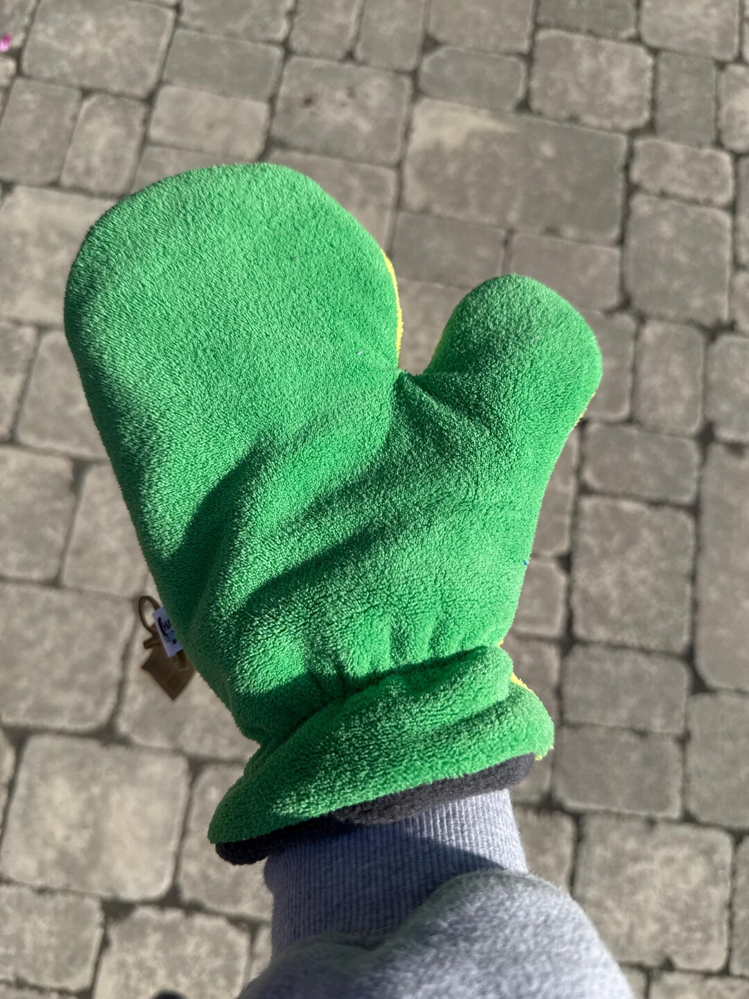 Microfibre Mitt for Cleaning, Tack Cleaning Mitt, Water Resistant ...