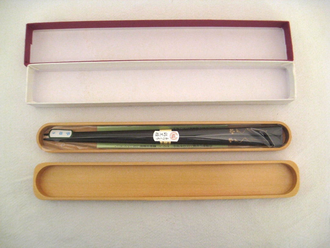 Laquered / Decorated Chopsticks in Bamboo Holder Box in Gift Box ...