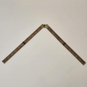 Warranted Boxwood No. 1163 Hockley Abbey 24" Folding Wooden Ruler With ...