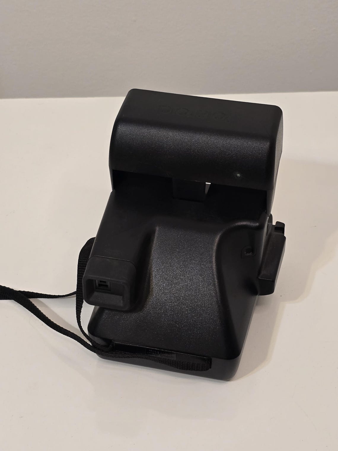 Polaroid Onestep 600 Flash Instant Camera in Very Good Condition and in ...