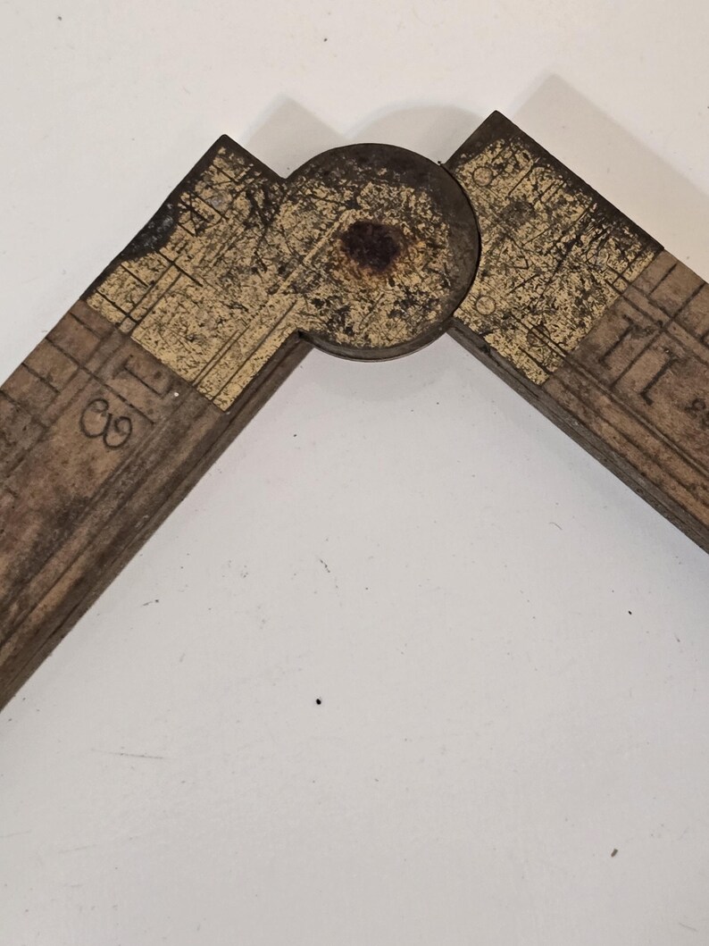 Warranted Boxwood No. 1163 Hockley Abbey 24" Folding Wooden Ruler With ...