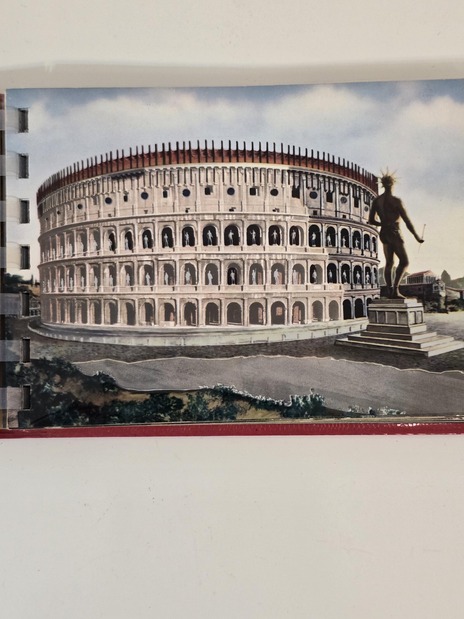 ROME Past and Present - A Guide to the Monumental Center of Ancient ...