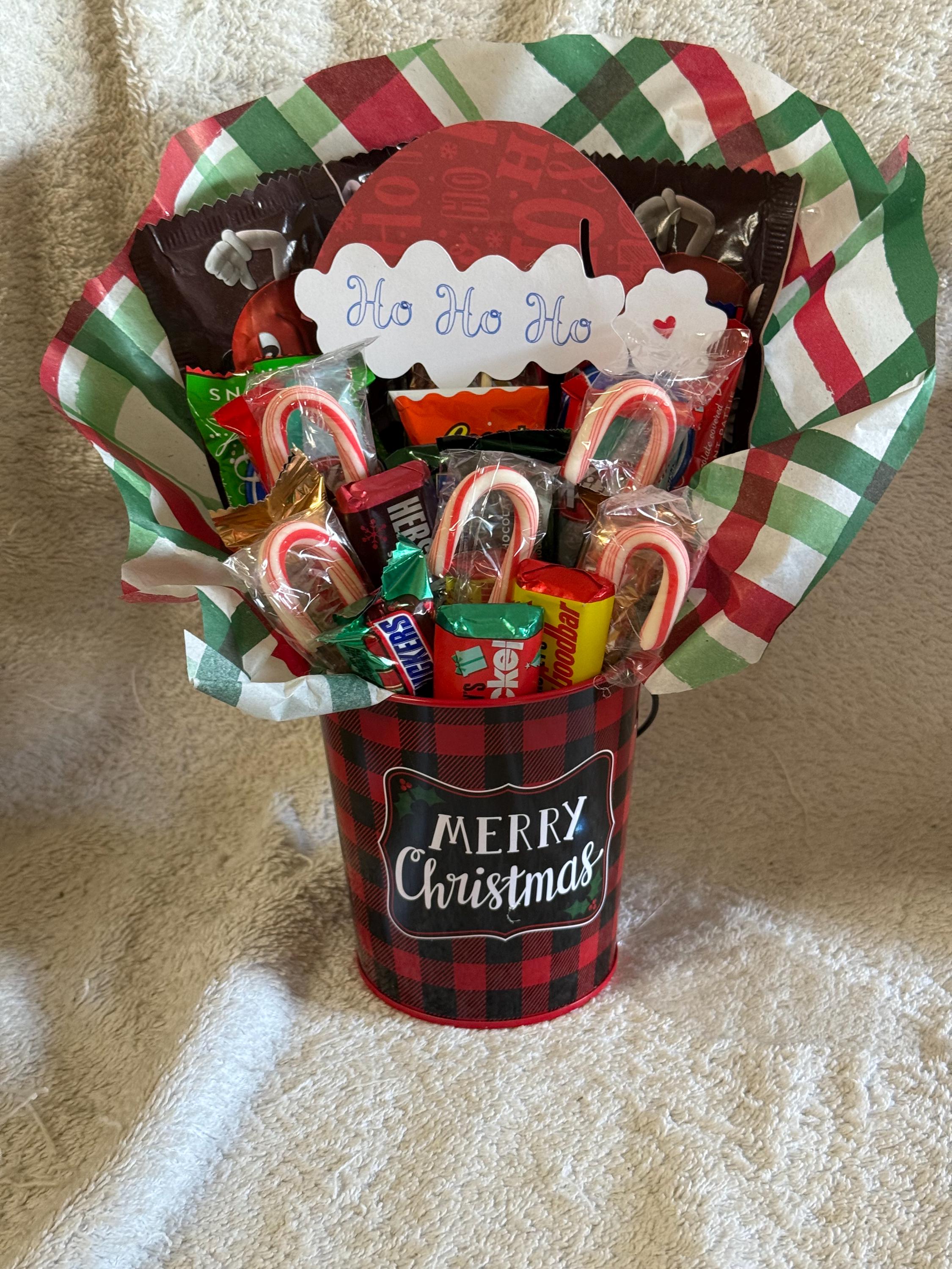 Small Christmas Candy Bouquet: Mini Christmas Pail With Assorted ...