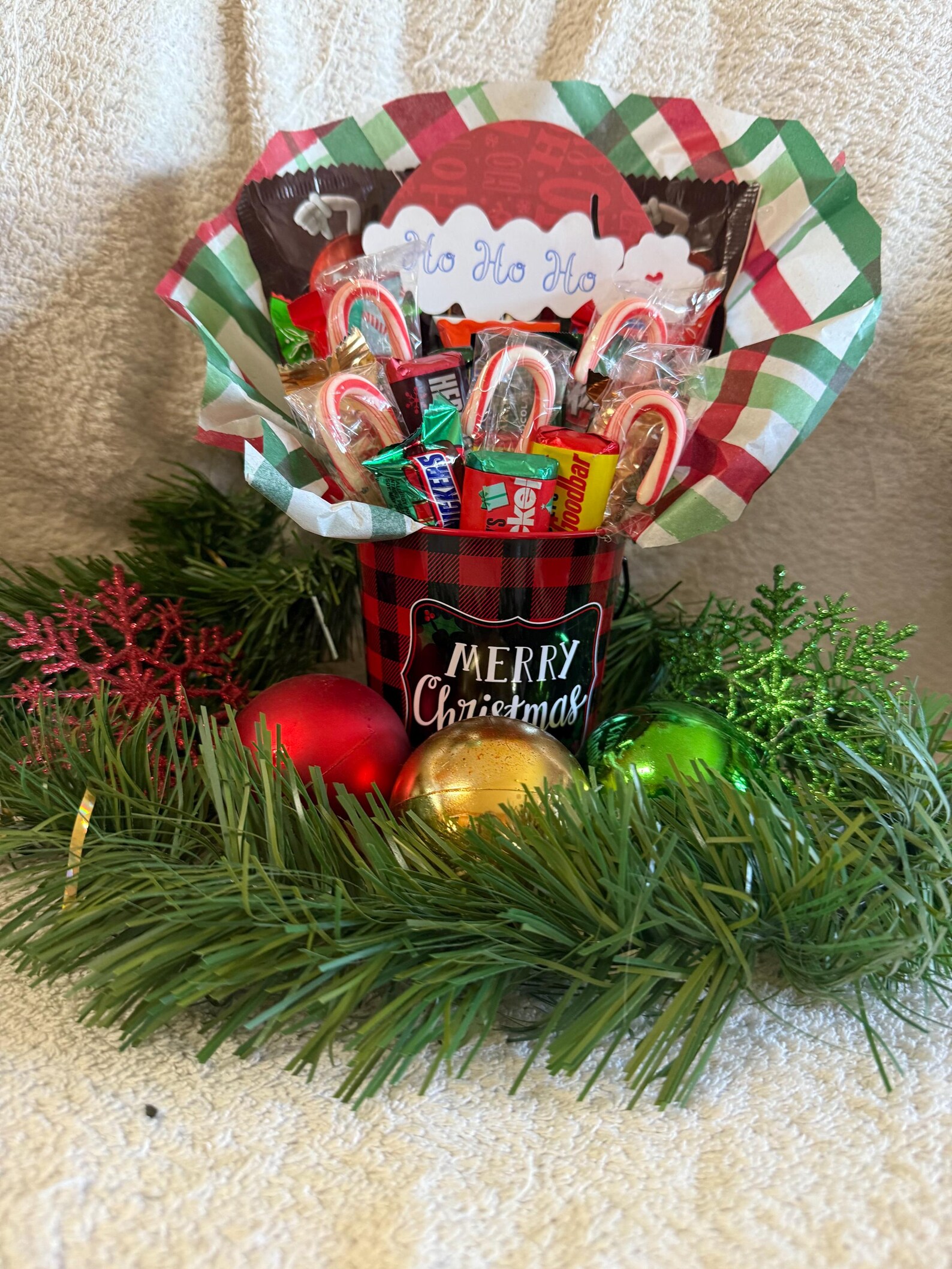 Small Christmas Candy Bouquet: Mini Christmas Pail With Assorted ...