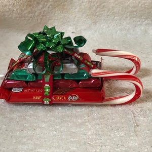 Kit Kat Candy Cane Sleigh: Christmas Stocking Stuffer - Etsy