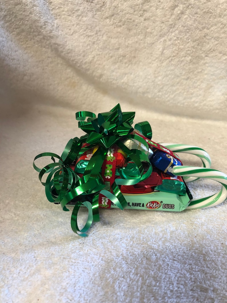 Kit Kat Candy Cane Sleigh: Christmas Stocking Stuffer - Etsy