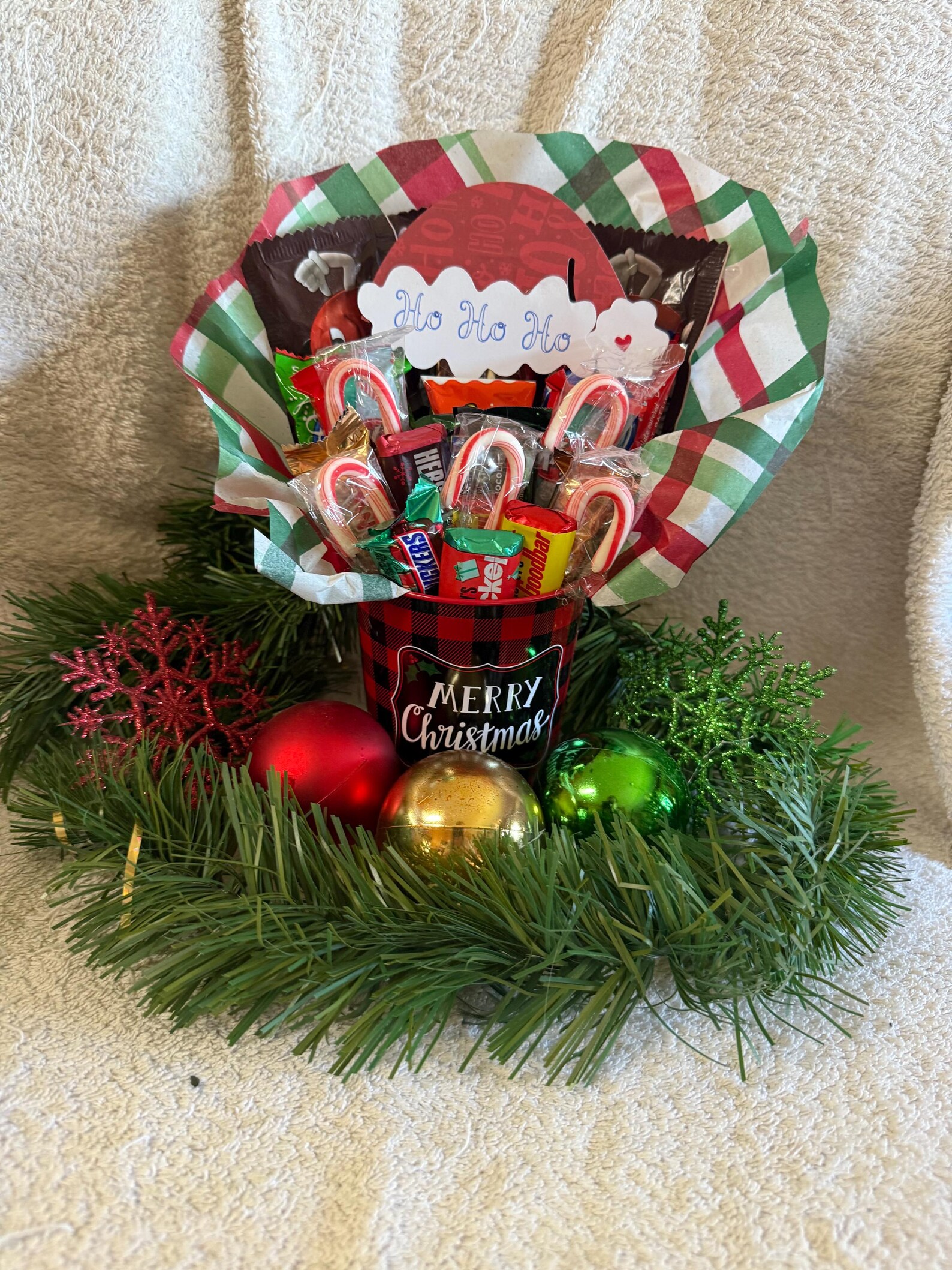Small Christmas Candy Bouquet: Mini Christmas Pail With Assorted ...