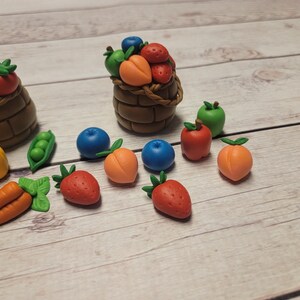 Fondant Fruit and Vegetable Cake Toppers - Veggie Cupcake Toppers ...