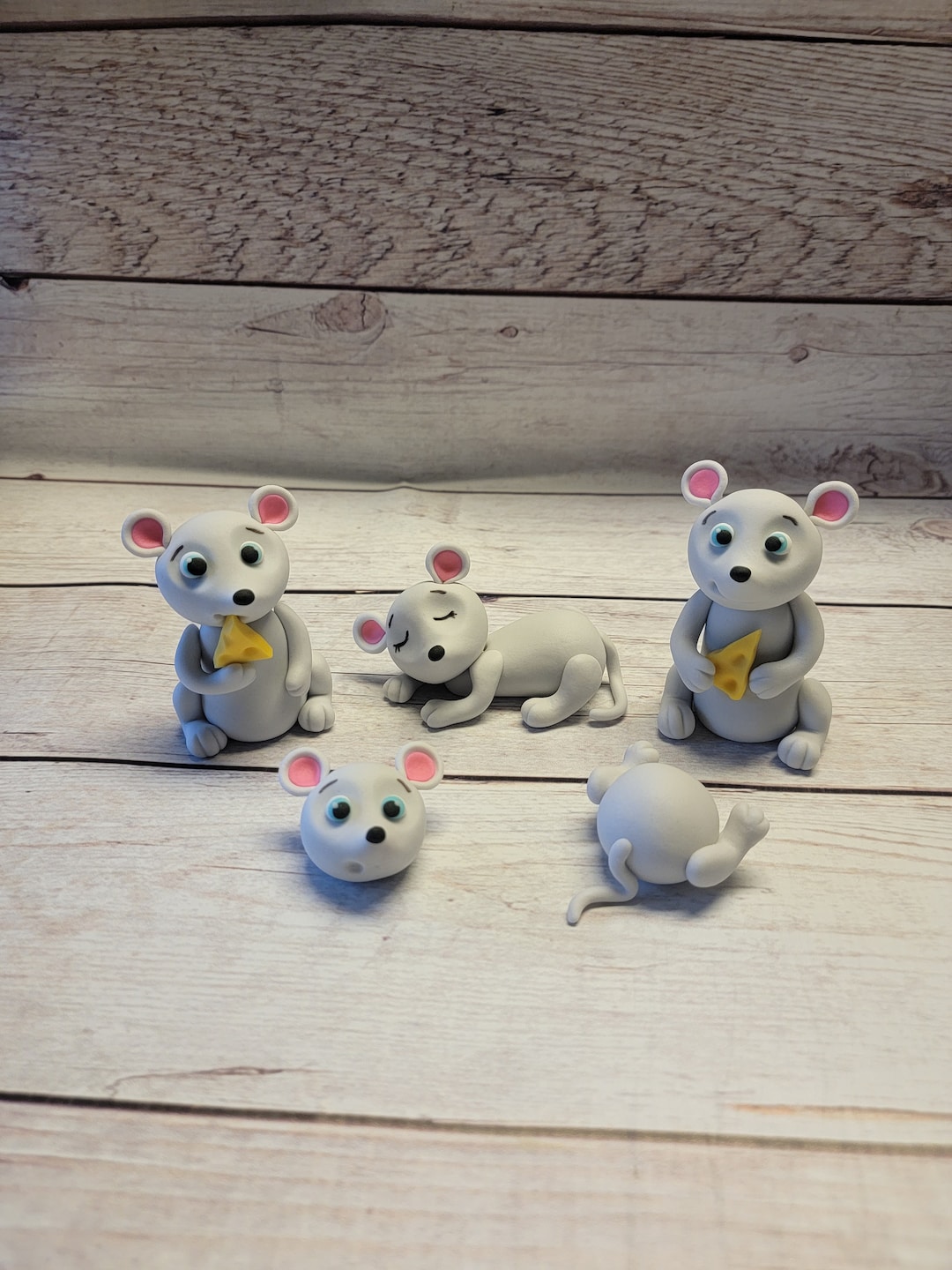 Fondant Mice Cake Toppers - Mouse Cake Topper - Fondant Mouse and ...
