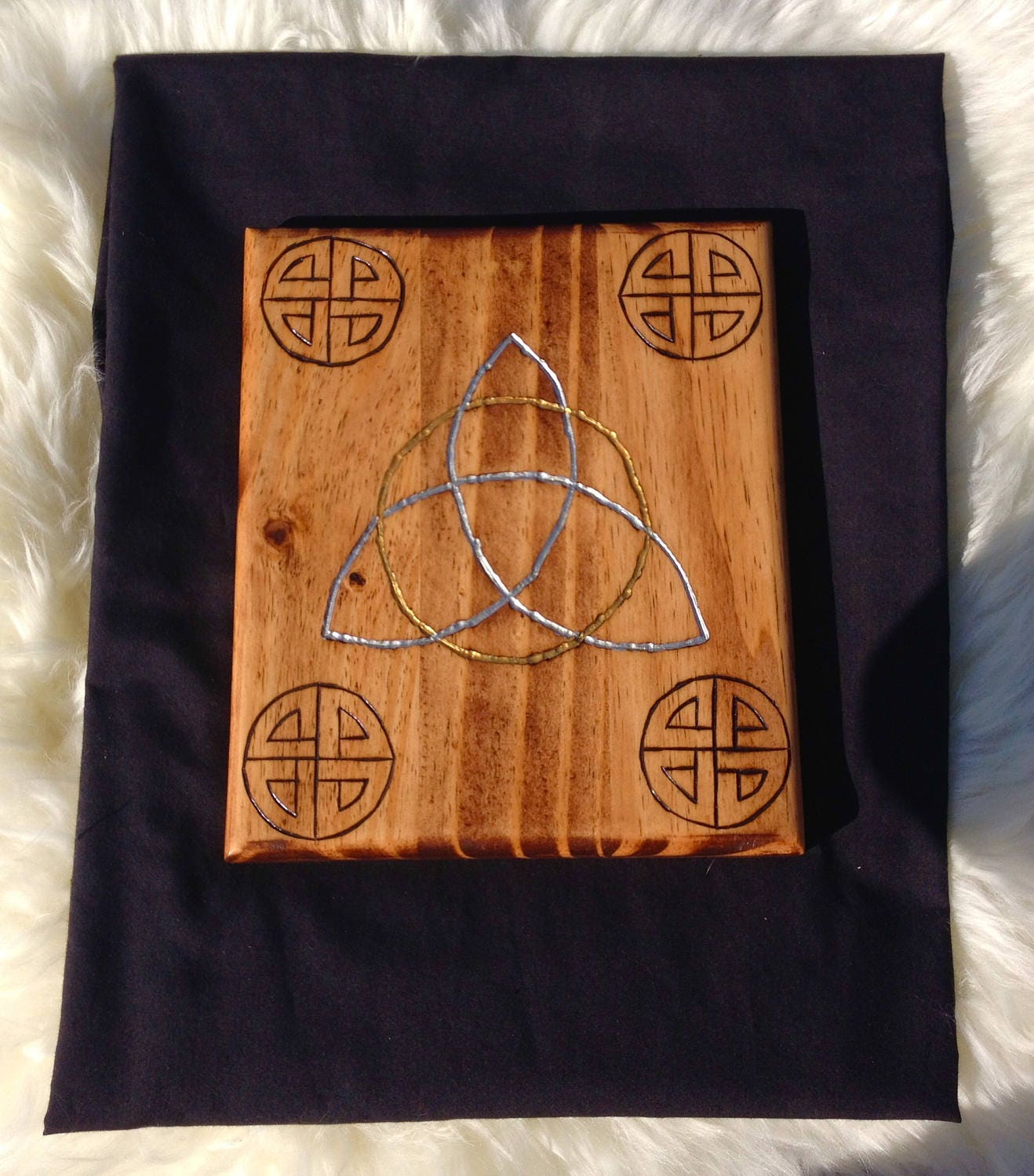 Shield Knot | Trinity Knot | Triquetra | Four Corners Knot | Wall Mount ...