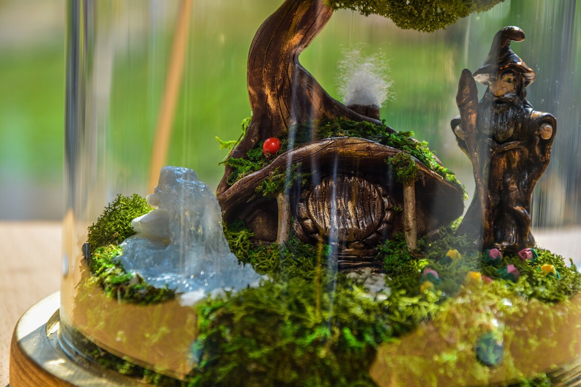 Hobbit Table Lamp, Bedside Lamp, Gandalf Miniature, Lord of the Rings ...
