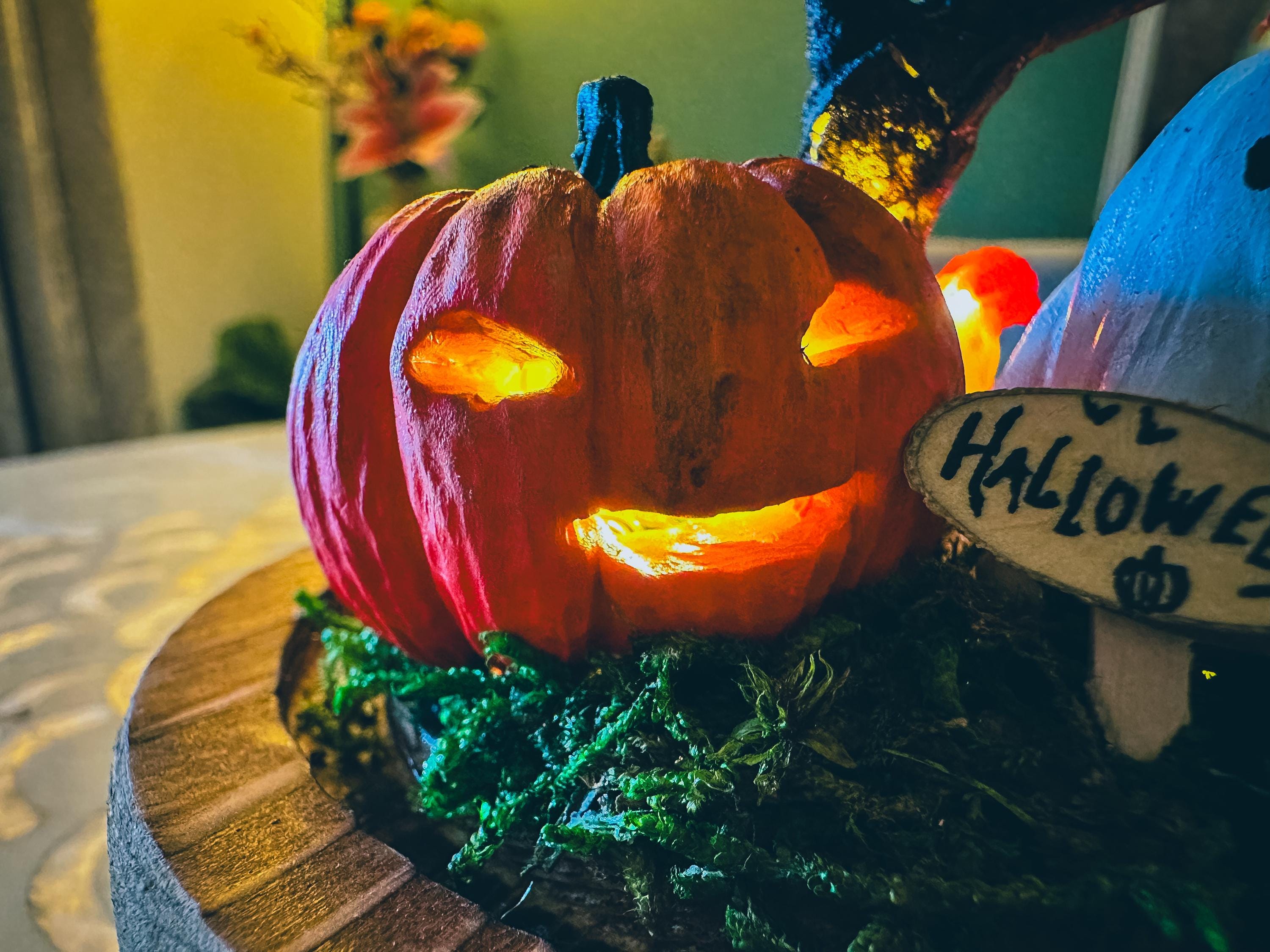Light-up Ghost Terrarium: Spooky Autumn Halloween Bell Jar With Polymer ...