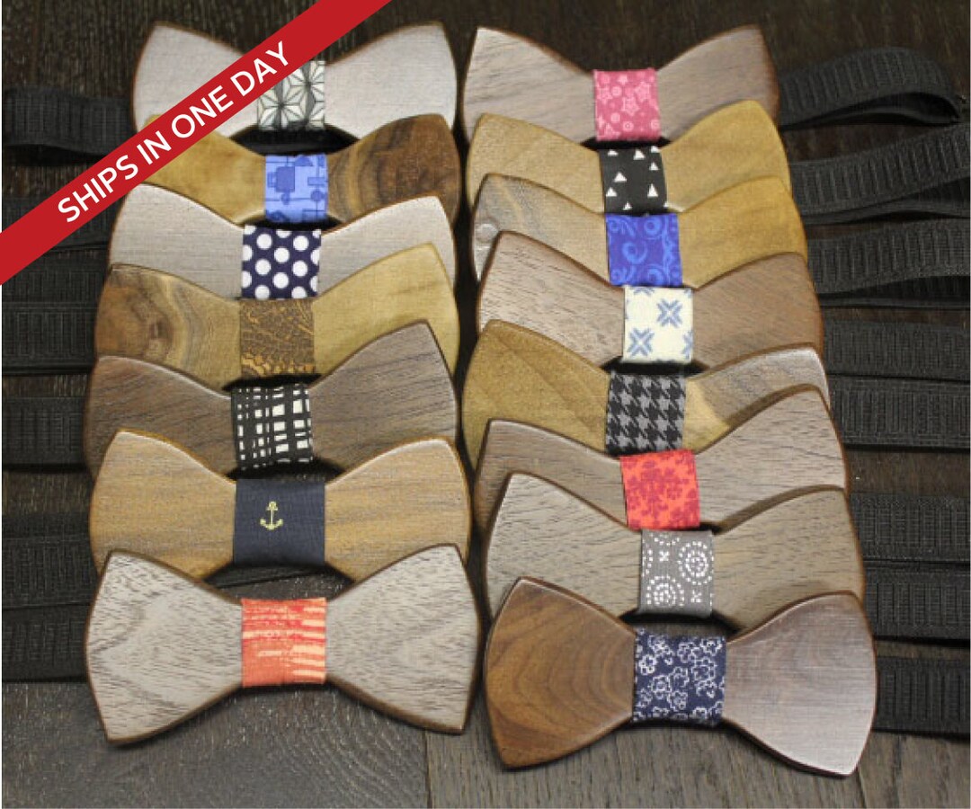 Personalized Wooden Bow Tie: Engraved Wood Bowtie, Groomsmen Gift - Etsy