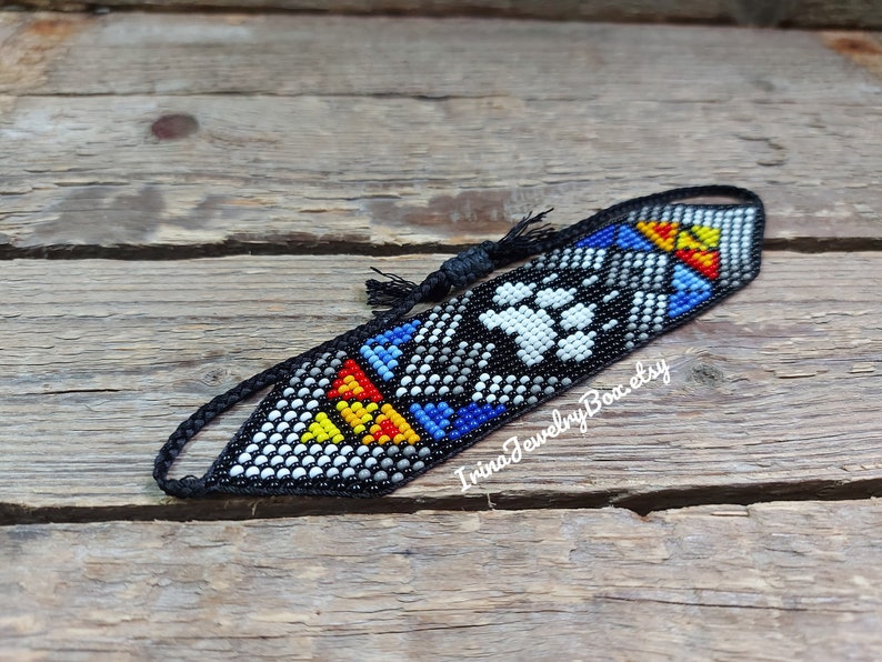 Wolf Paw Beaded Bracelet, Bead Loom Bracelet, Paw Cuff Bracelet, Wolf ...